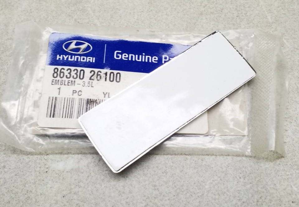 87330-26100 Hyundai 3.5L Emblem Fits Santa Fe 2000 2001 2002 2003 2004 ...