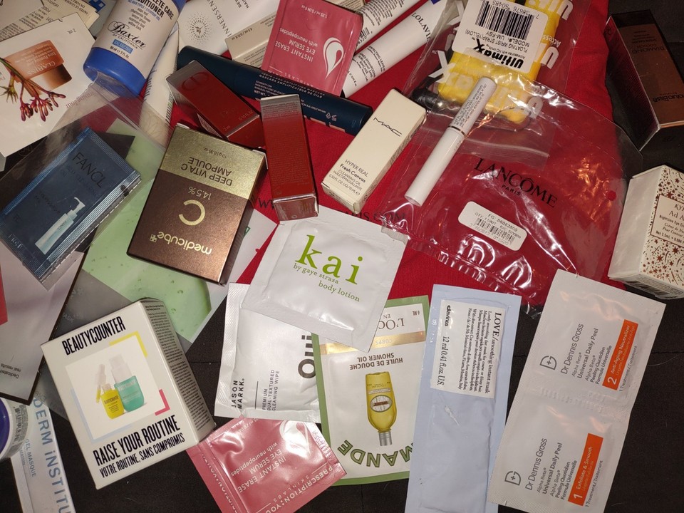 Huge Lot of New Cosmetic and Toiletries Samples and Full Size | eBay
