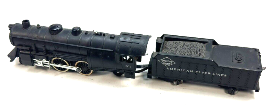 S American Flyer Reading Atlantic 4-4-2 Steam Locomotive 301 with ...