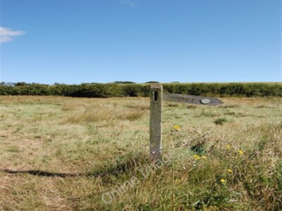 Photo 6x4 Signpost to Rye Lidham Hill On the 1066 Country Walk, near ...