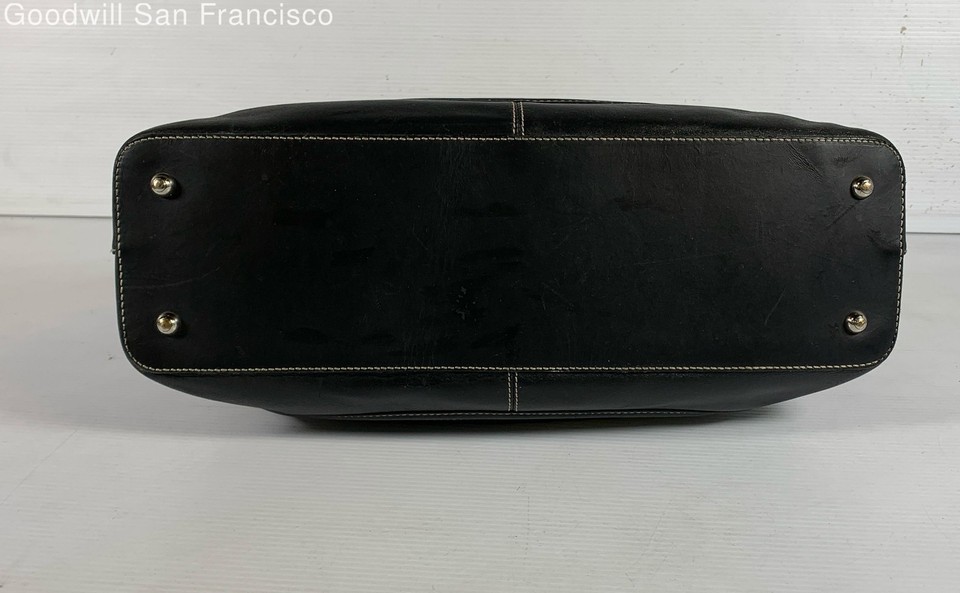 Tod’s Black Leather Inner Pockets Double Handle Rectangle Travel ...