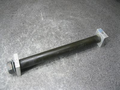 02 Yamaha YZF R6 Rear Axle 101E | eBay