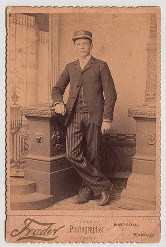 EARLY RAILROAD CONDUCTOR ~ SMOKY VALLEY RAILROAD? ~ EMPORIA KANSAS ~ c ...