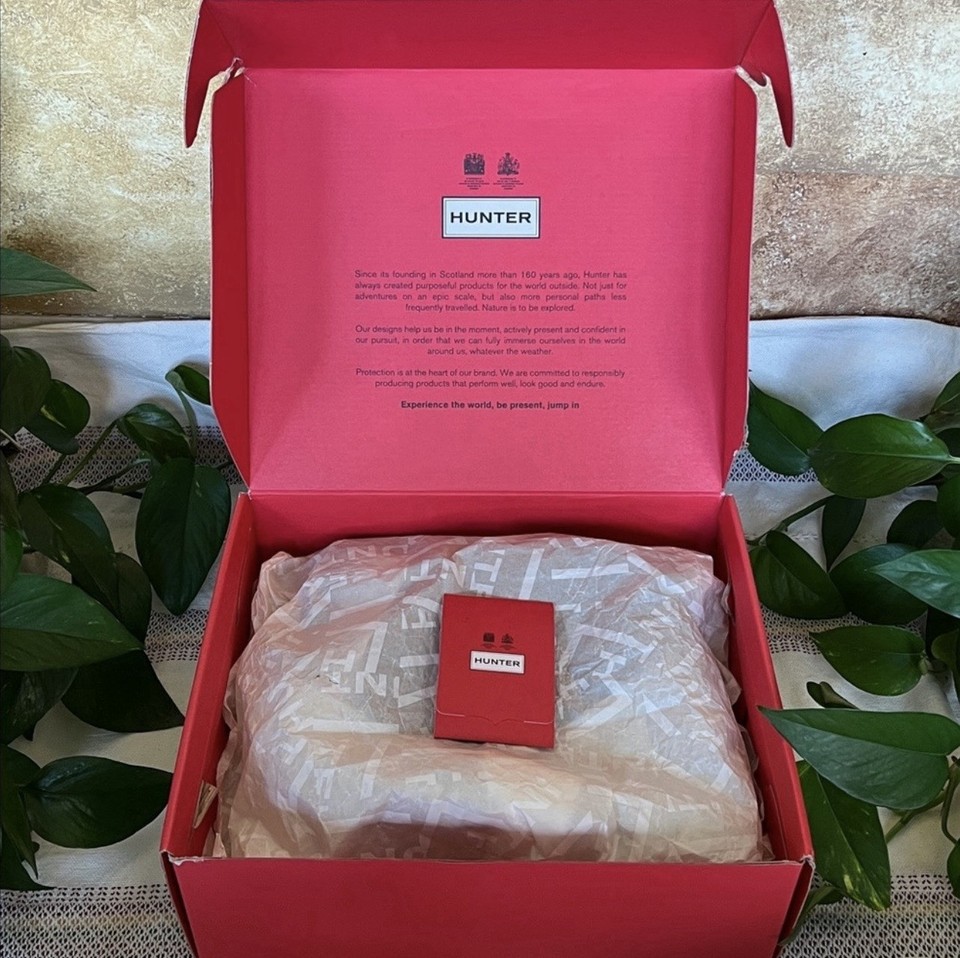 NEW Hunter Women’s Original Chelsea Waterproof Rubber Ankle Rain Boots ...