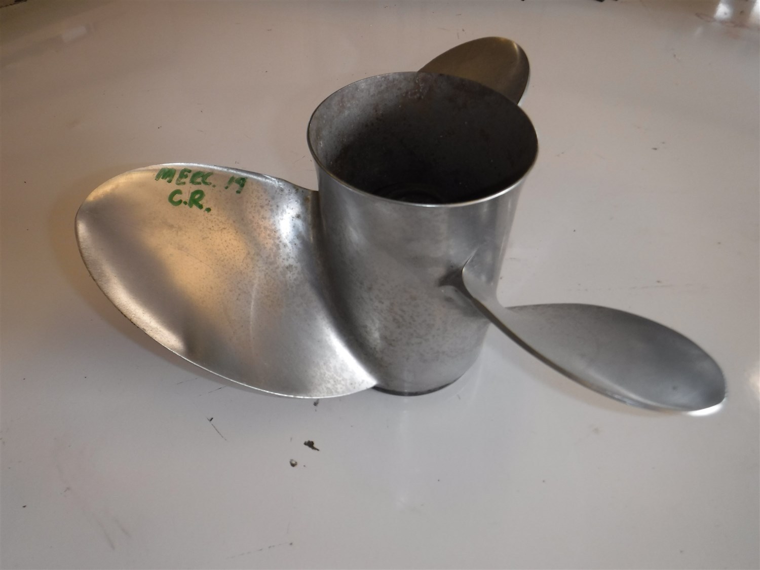 Mercury - Counter Rotating 19 pitch Stainless Steel Prop Quicksilver ...