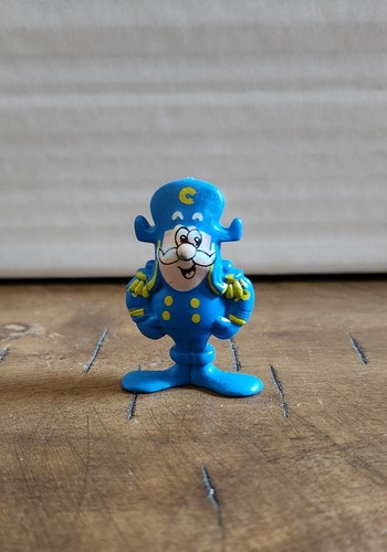 Captain Cap'n Crunch 1980s Vintage Cereal Premium 2-inch PVC Figure | eBay