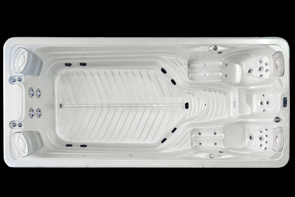 LUSO SPAS THE RELAY SWIM SPA IN STOCK NATIONWIDE DELIVERY LED LIGHTS ...