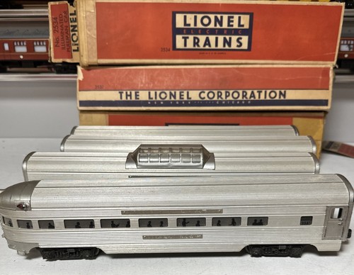 Set of (4): Lionel 2531-2534 Silver Series Aluminum Passenger Car Set ...