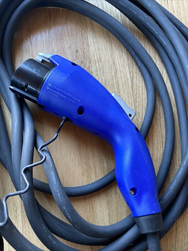 2012 - 2022 Toyota Prius Prime RAV4 EV Charger Plug in Hybrid charging ...