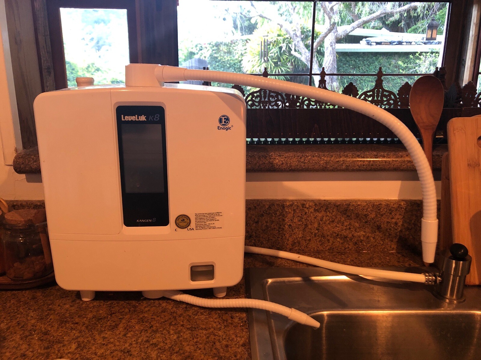 Enagic LeveLuk K8 Alkaline Water Ionizer Kangen Water Machine Water ...