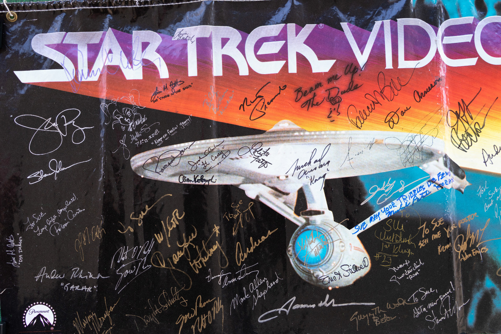 From the Sue Harke Collection -Signatures Gallore on this 1991 Star ...