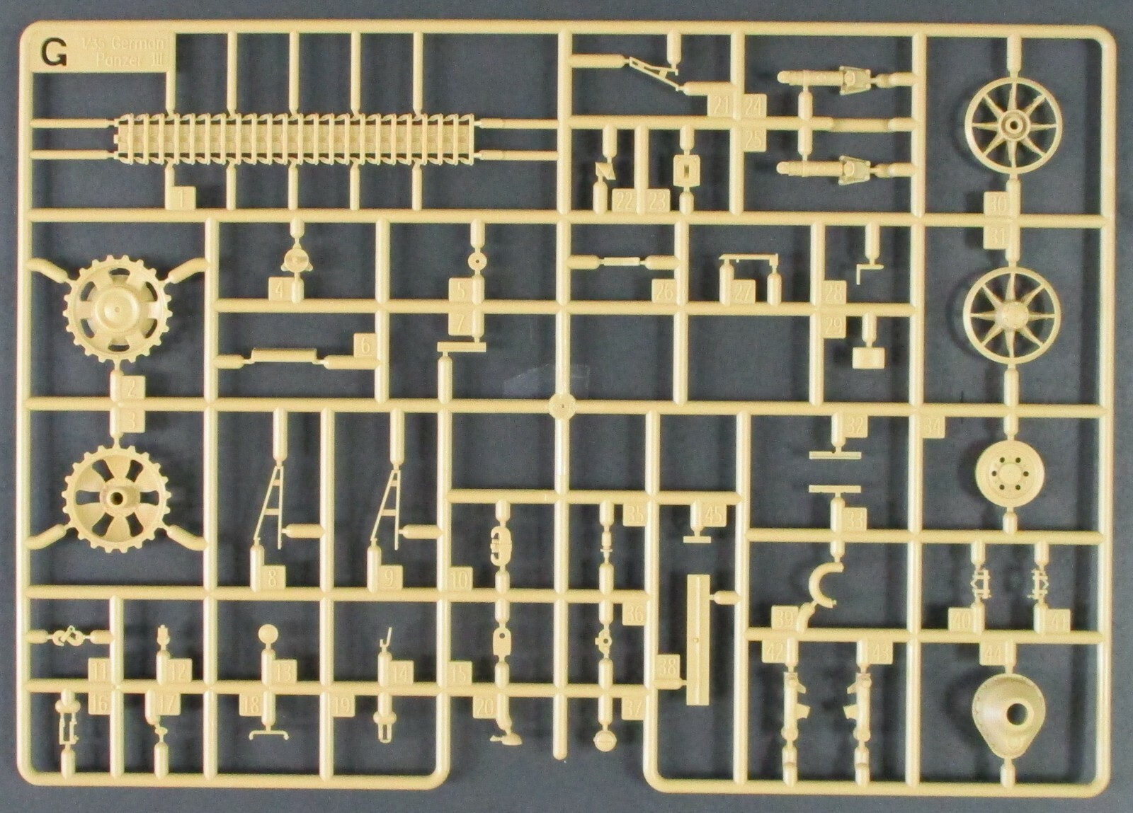 ACADEMY 1/35 Scale German Panzer III J - Parts Tree G from Kit No ...