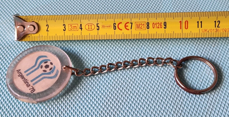 GAUCHITO & LOGO - FIFA WORLD CUP Argentina 78 Key Ring football soccer ...