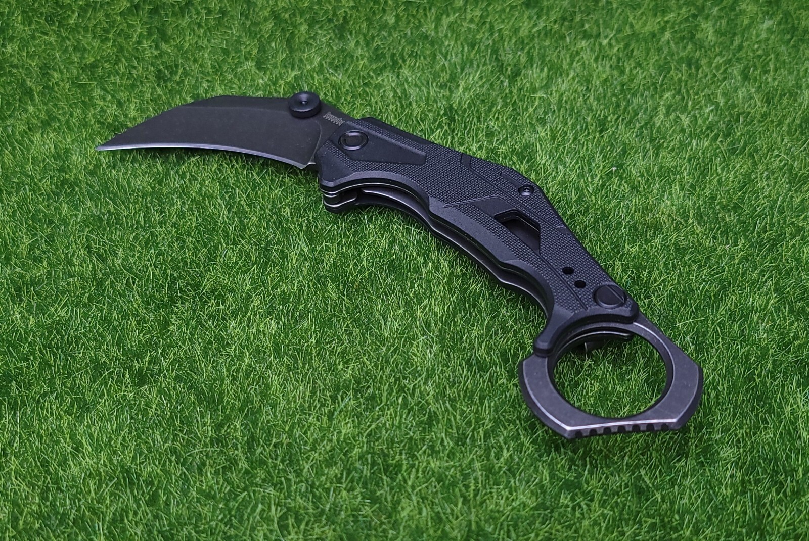 Kershaw Outlier Folding Pocket Knife Linerlock 2.6" Karambit Blade ...
