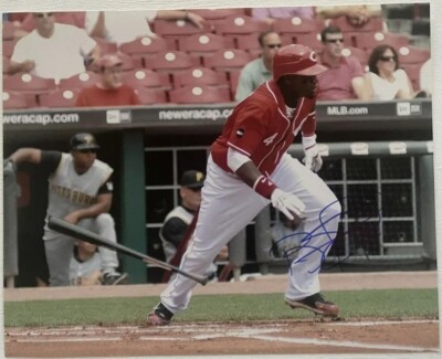Brandon Phillips Signed Autographed Glossy 8x10 Photo Cincinnati Reds ...