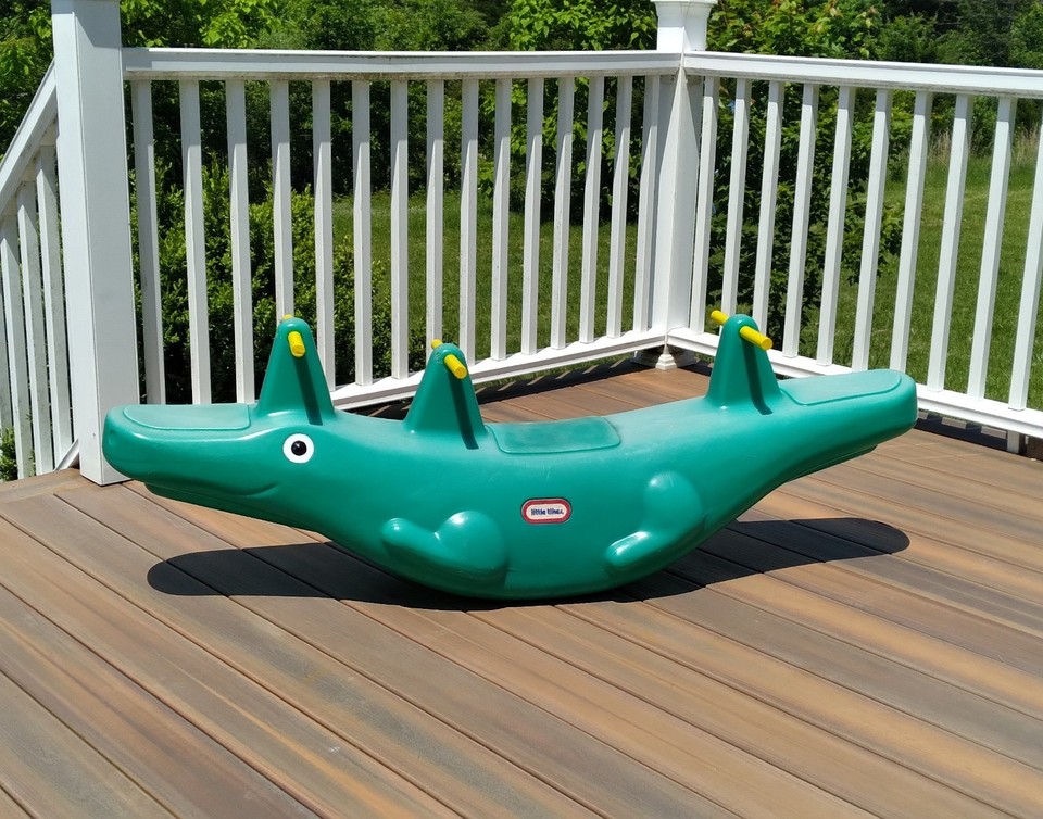 Will Not Ship - Little Tikes Plastic Classic Alligator Teeter Totter ...