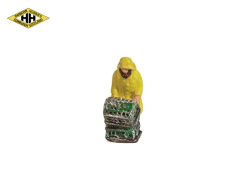 Harburn Hamlets QS406 OO Gauge Fisherman in Yellow Oilskins with Creeds ...