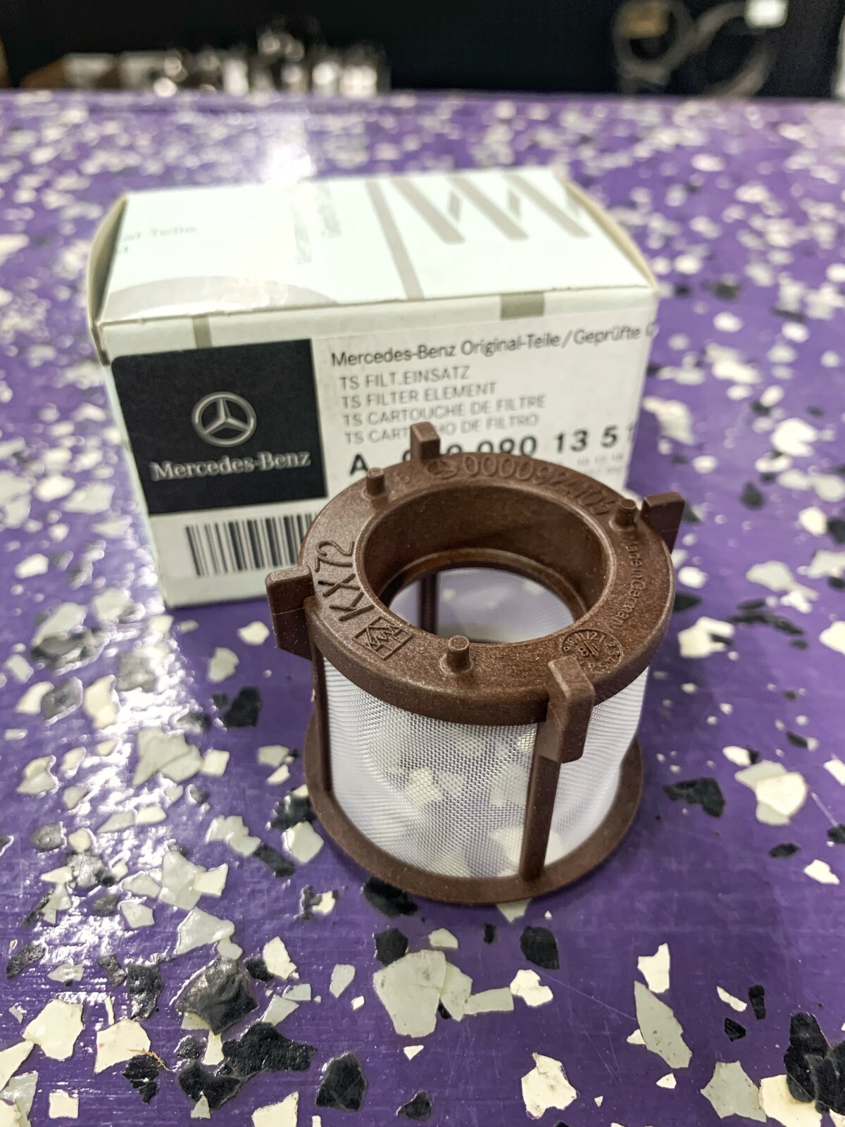 MERCEDES-BENZ A0000901351 - Fuel filter cross reference
