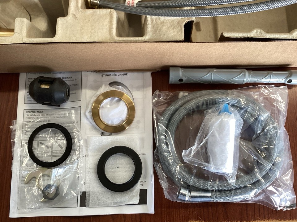 NEW MOEN Cia 7622BG 1-Handle PullDown Kitchen Faucet Brushed Gold B166 ...