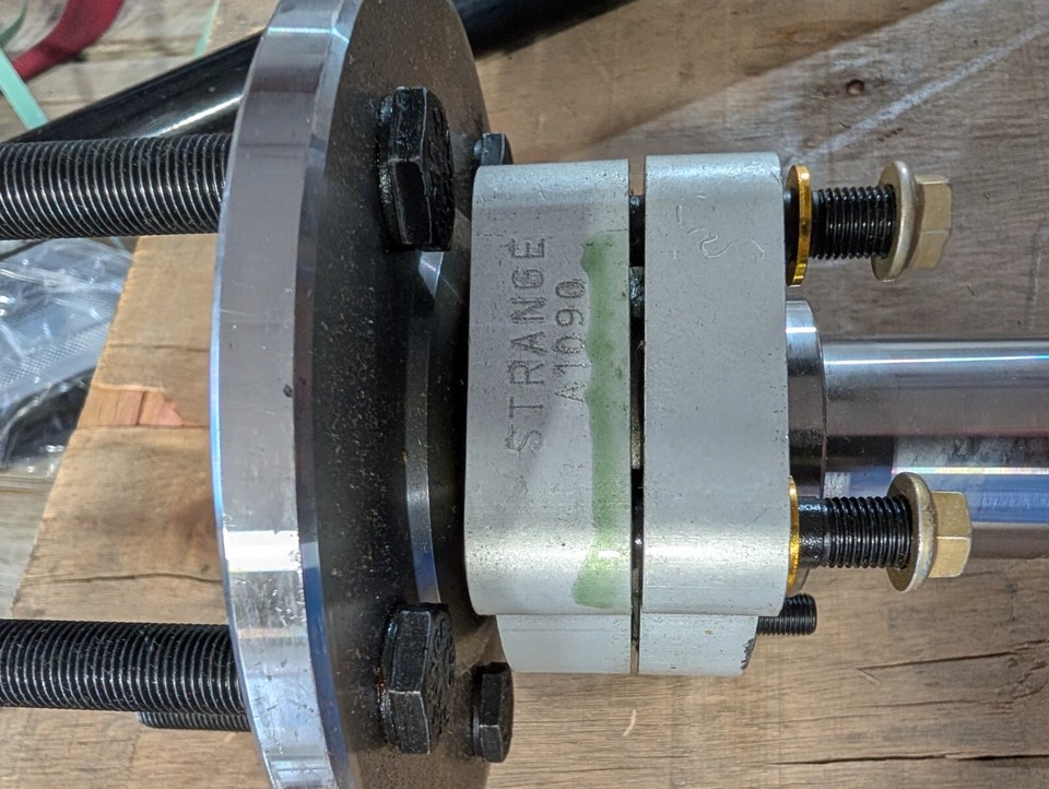 Strange Engineering Axle Shaft 31 Spline 8.8 with A1090 X3DW | 31 ...