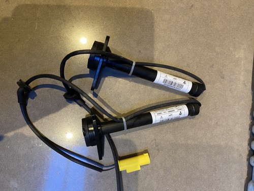 GENUINE MERCEDES BENZ C CLASS W205 BONNET HINGE ACTUATORS PAIR Saloon ...