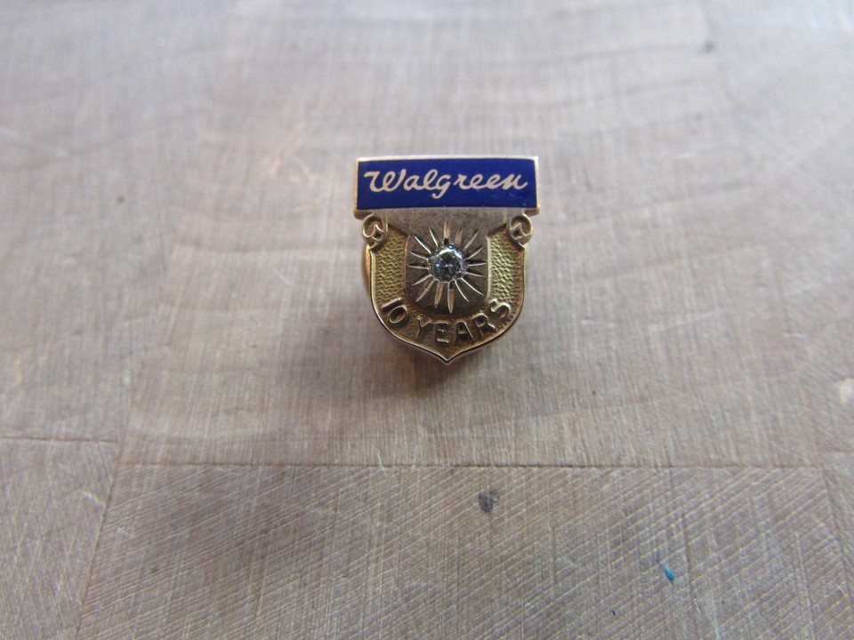 10K Gold Balfour WALGREENS 10 Years Employee Service Award Lapel Pin ...