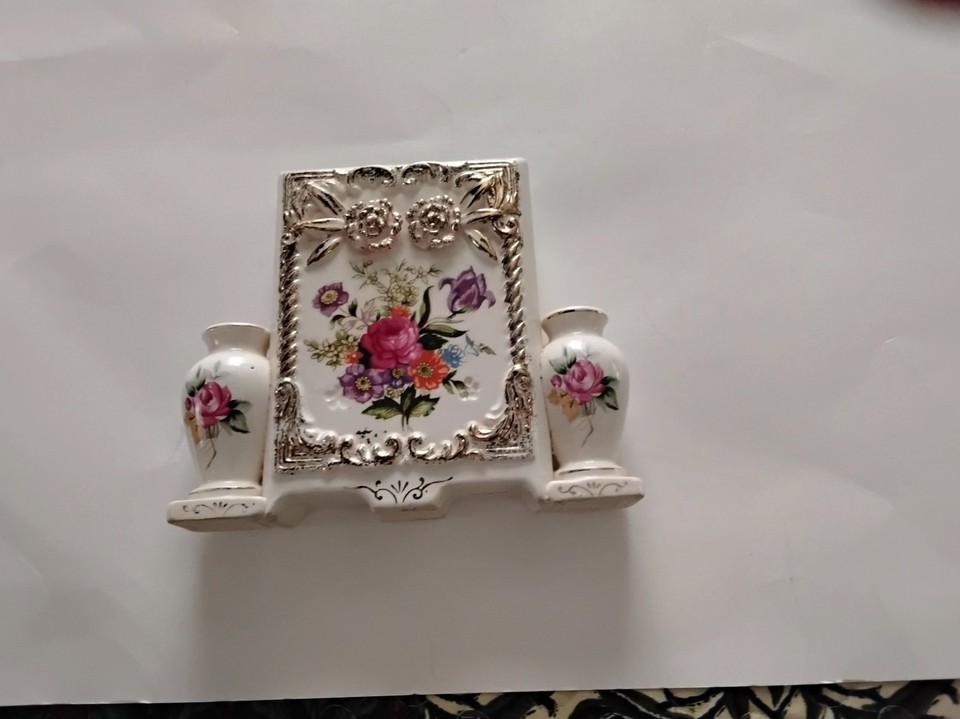 ONE. FLORAL WALL HANGING OR FLOWER POCKET MADE OF PORCELAIN,TILSON ...