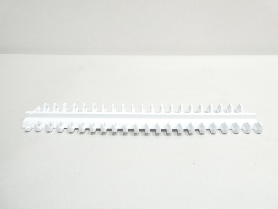 Intralox SERIES 800 Flat Top Acetal White Conveyor Chain 16.76ft 14.6in ...