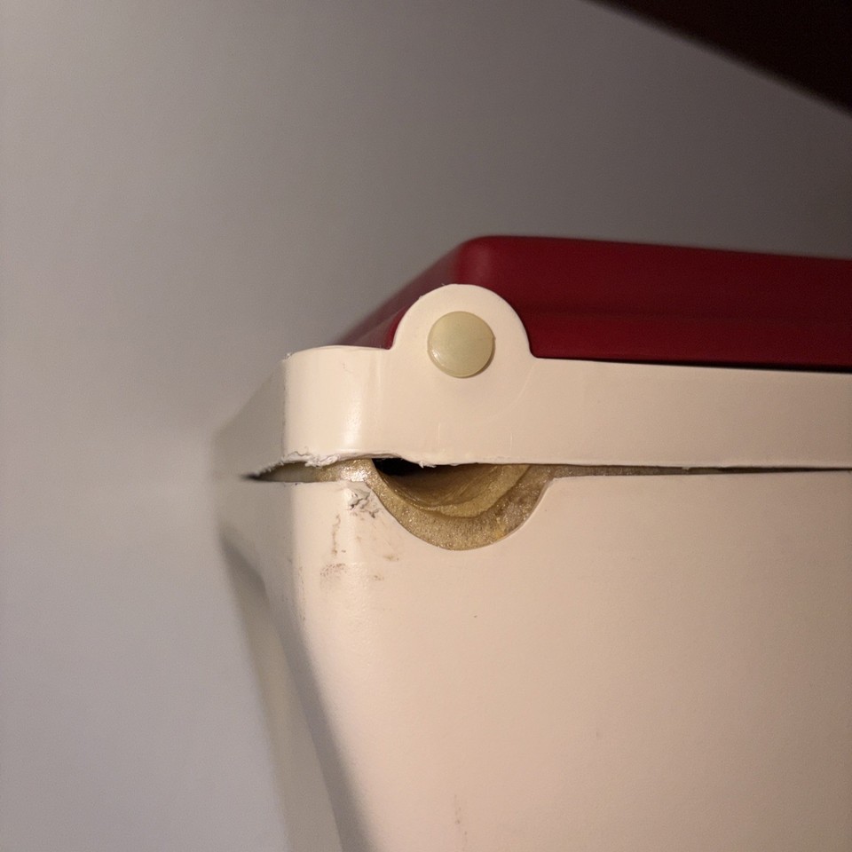 Igloo Kool Rest Car Center Console Cooler Can Holder Ice Chest Vintage ...