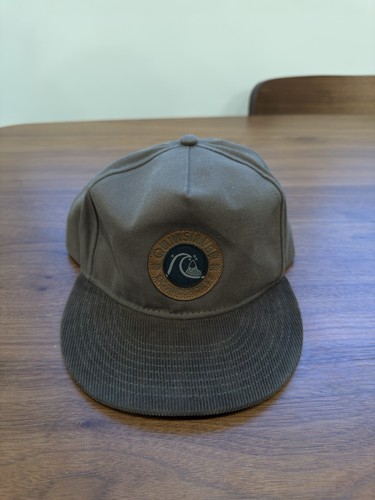 The Classics Yupoong Baseball Cap OSFM Green Quicksilver Patch Logo ...