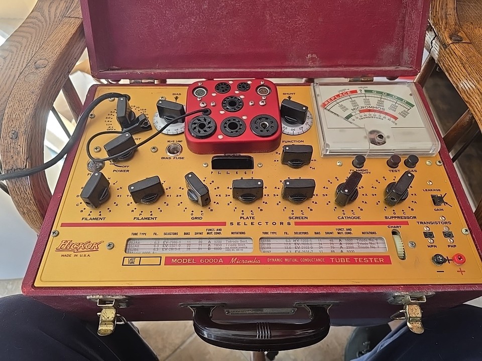 Hickok 6000A Vintage Mutual Conductance Tube Tester (power ups, meter ...