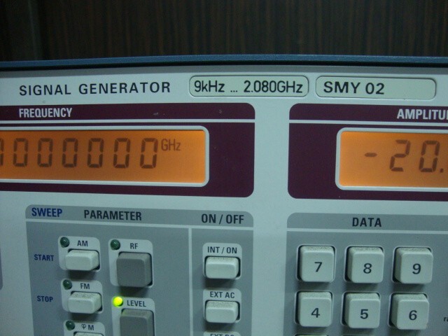 Rohde & Schwarz (R&S) SMY02 Signal Generator, 9KHz-2.080GHz | eBay