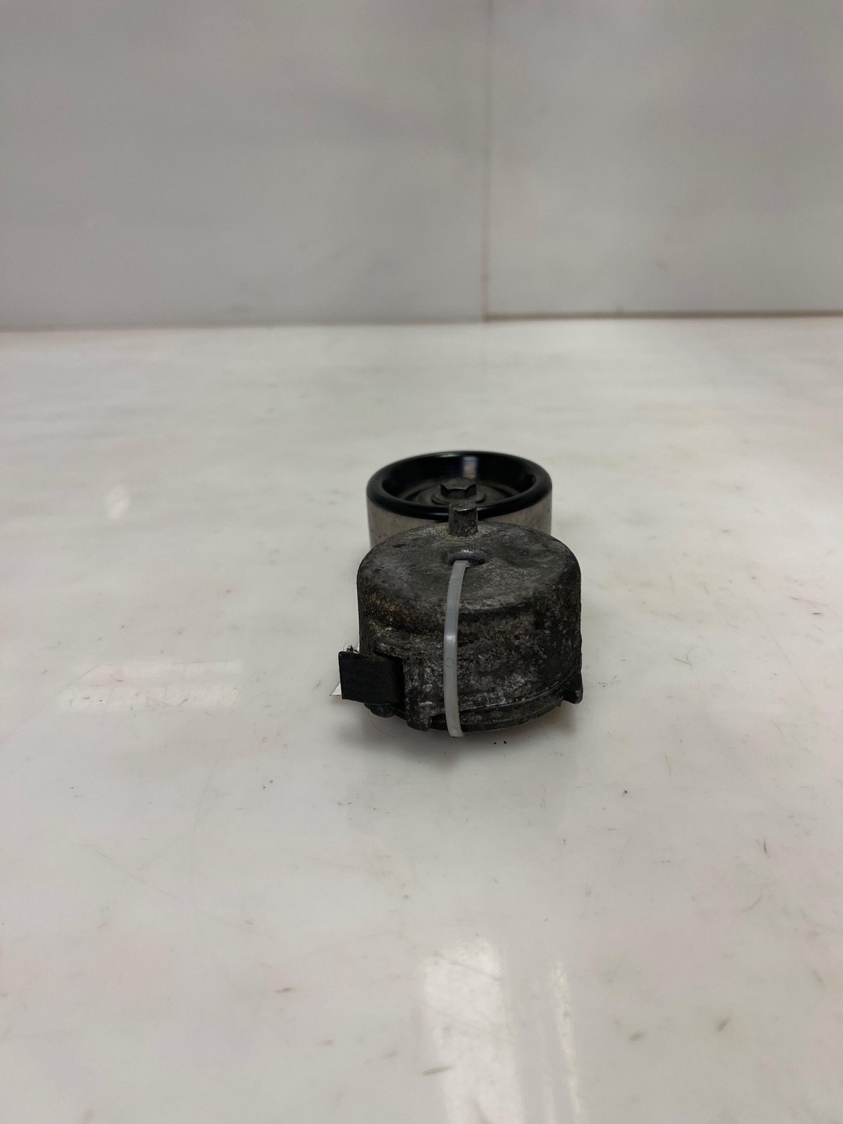 Nissan 4.0L Accessory Belt Tensioner Xterra Pathfinder Frontier OEM ...