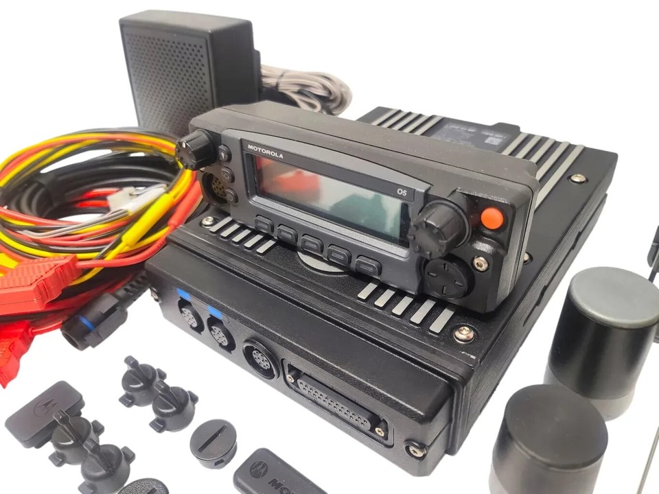 Motorola APX 7500 Multi-Band P25 Two Way Mobile Radio MP RM 380-470MHz ...