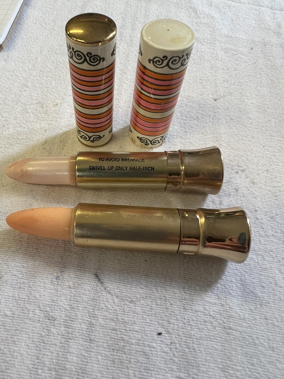 2 Vintage Yardley Of London Lipsticks | eBay