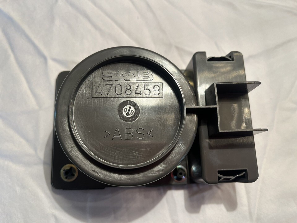 1994-98 Saab 900 1999-2002 9-3 Cup Holder w/ Coin Slots 4708459 OEM | eBay