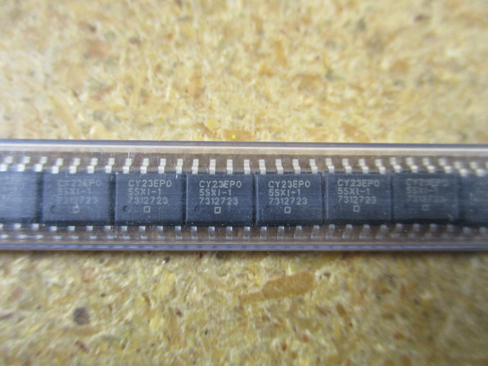 LOT OF 41 CYPRESS CY23EP05SXI-1 IC ZERO DELAY BUFFER 3.3V 808 | eBay