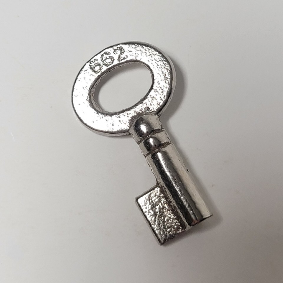 Vintage NOS Taylor Lock Co No 662 Open Barrel Skeleton Key Nickel ...