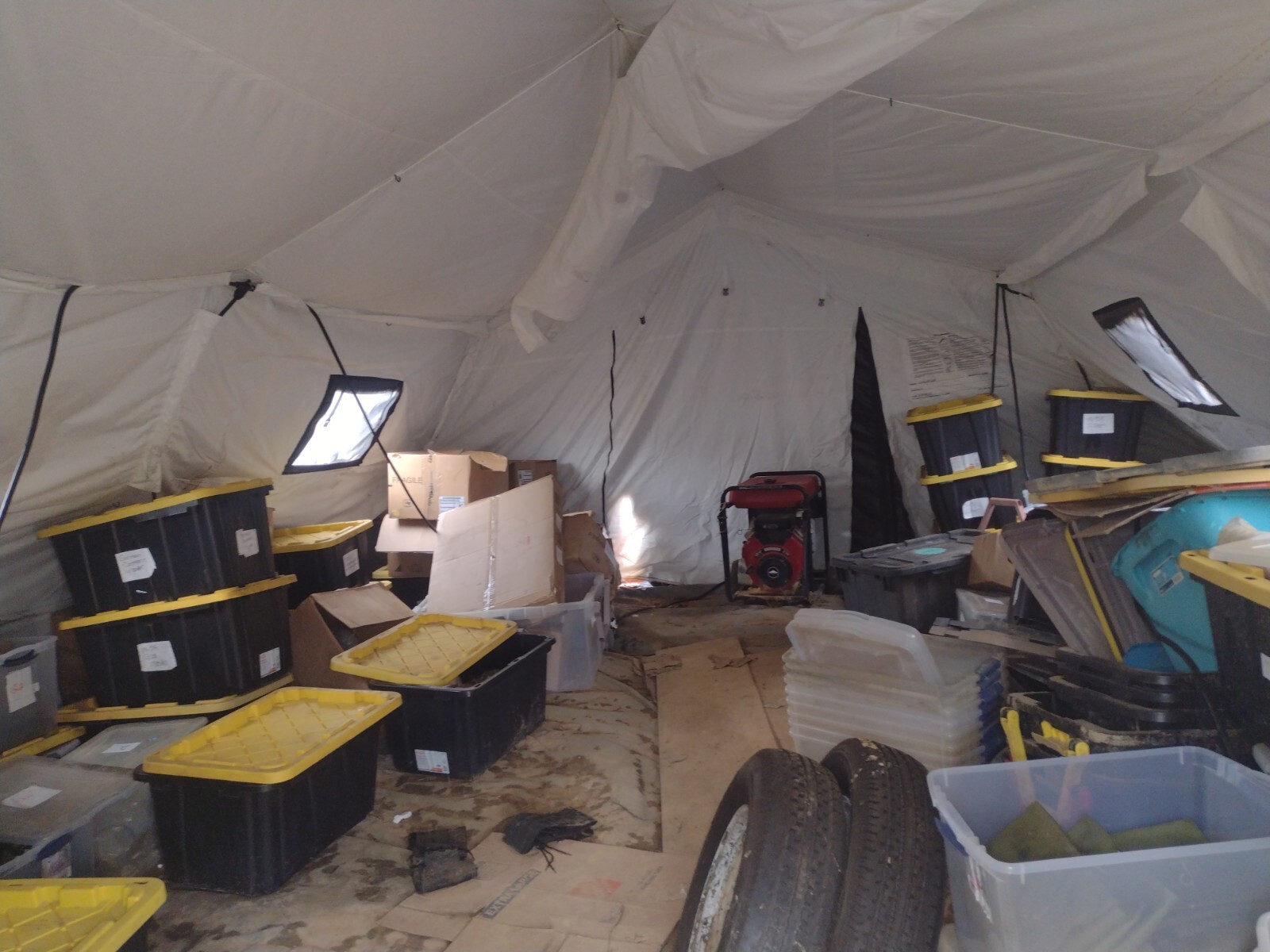 Lot of 40+ BIG US Military Tent Shelters Drash Base-X Utilis Airbeam GP ...