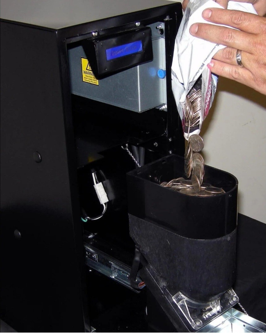 Seaga $250 Capacity Bill Change Machine Retail Business money Changer ...