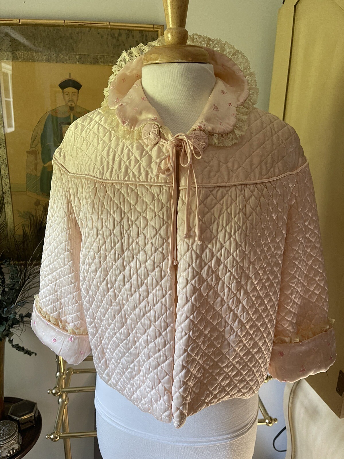 Lovely Quilted Satin 1940s-50s Vintage Glamorous Bed … - Gem