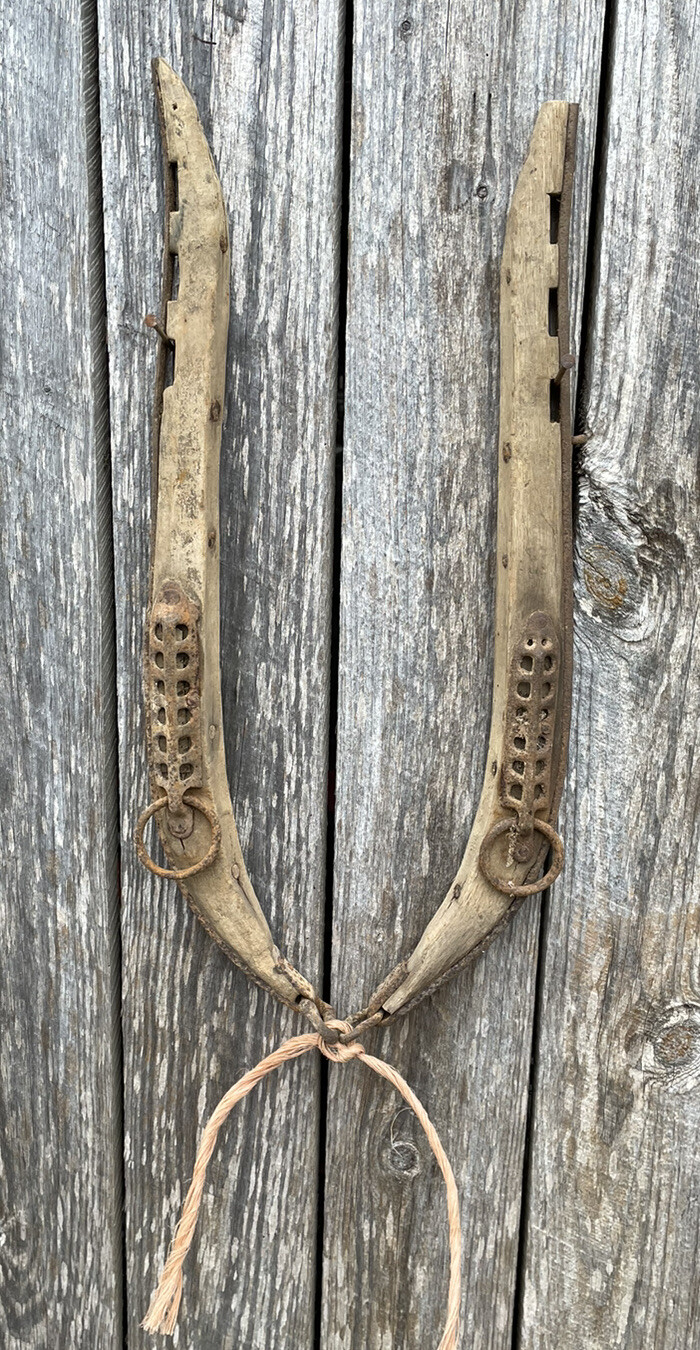 Vntg Pair 26.5”Primitive Horse Hames Collar Harness Cast Iron Wood ...