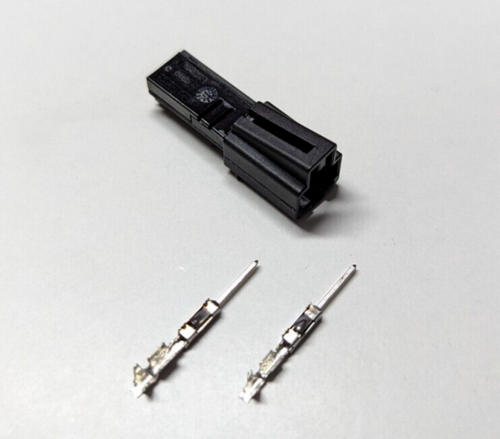 8W0972575 Audi VW Seat Skoda Stecker Ersatzteil MQS Buchse Stift Pins ...