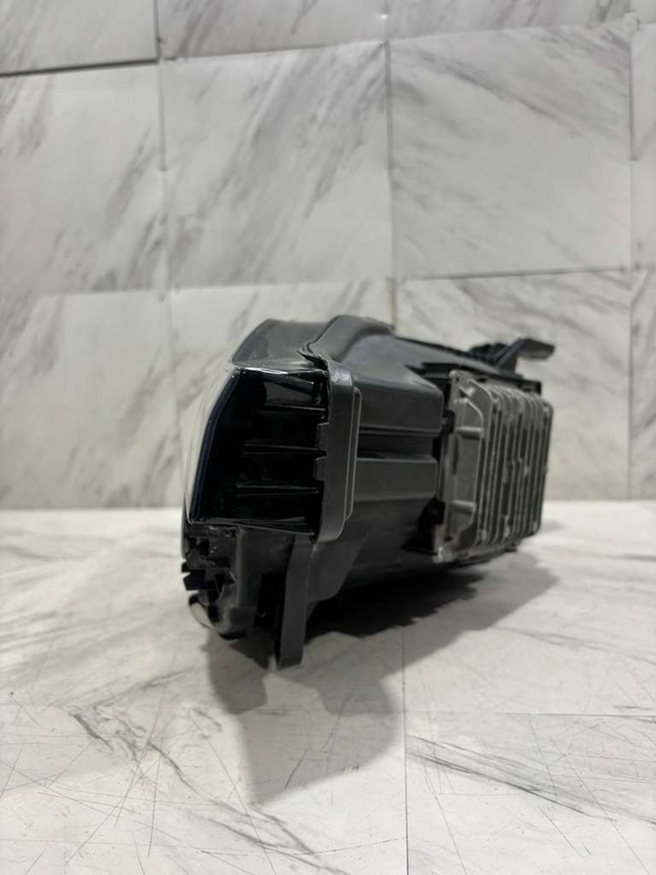 2018-2022 VOLVO XC60 HEADLIGHT OEM RH RIGHT PASSENGER SIDE LED ADAPTIVE ...