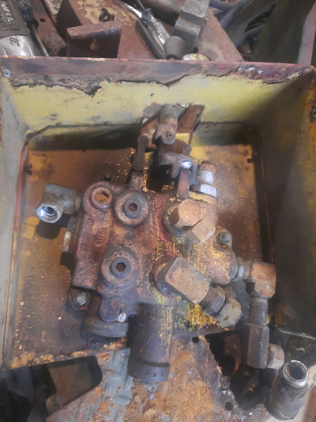 John Deere 1010 Crawler Blade Control Valve Gresen 2 Spool Hydraulic ...