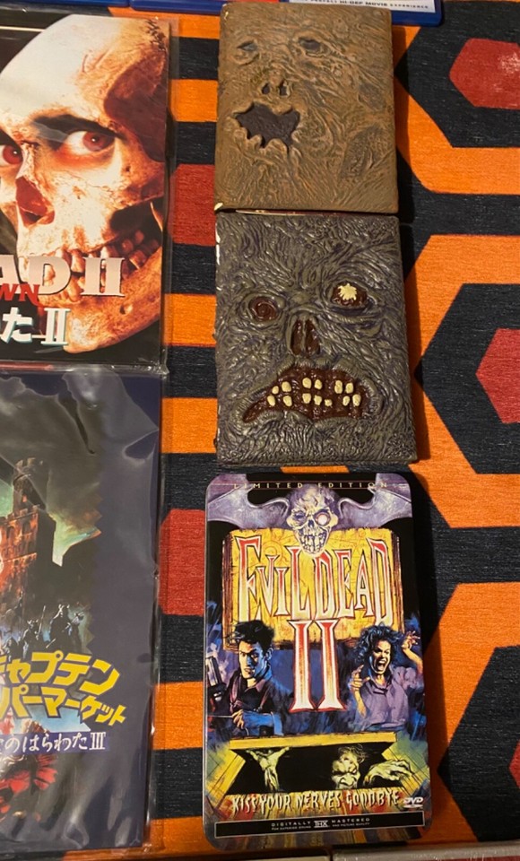 Groovy Giant EVIL DEAD 1/2/3 Collection VHS/PAL/DVD/Blu-Ray/Laserdiscs ...