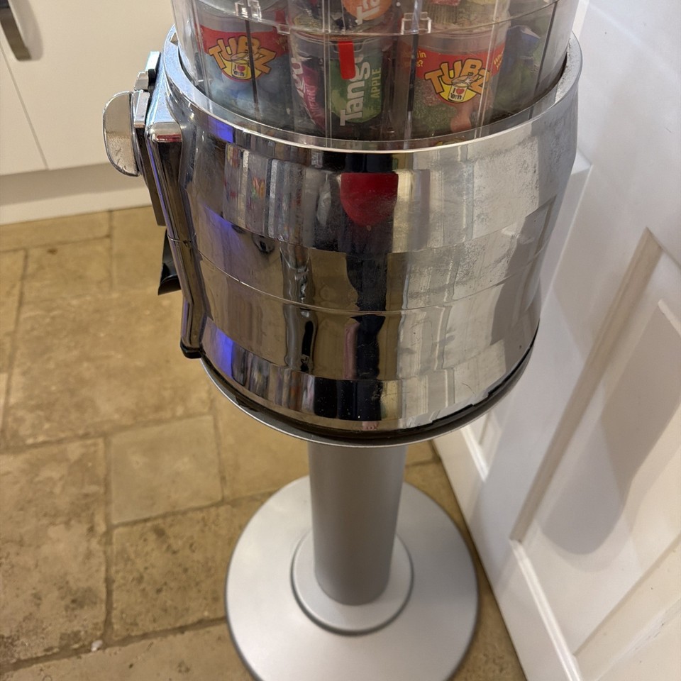 Tubz/Hurleys £1 vend Sweet Tower Vending Machine Fully Stocked WITHOUT ...