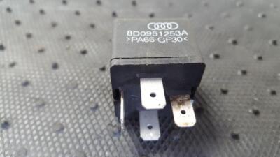8D0951253A Relais, Arbeitsstrom Audi A6 DE233924-18 | eBay
