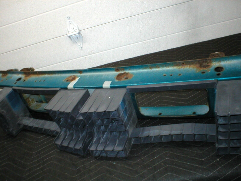 1985-1992 Camaro Iroc Z28 RS Front bumper Crash Inpact Absorber Bar ...