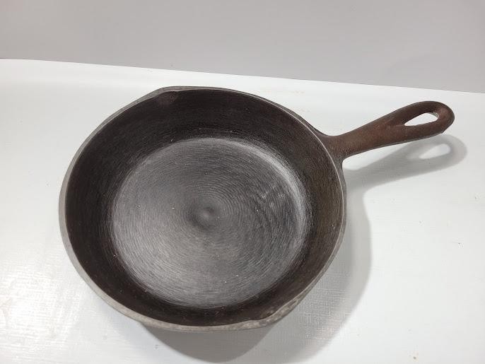 Vintage Unmarked Cast Iron Skillet No 3 6 5/8 In Small Fry Pan Cookware ...